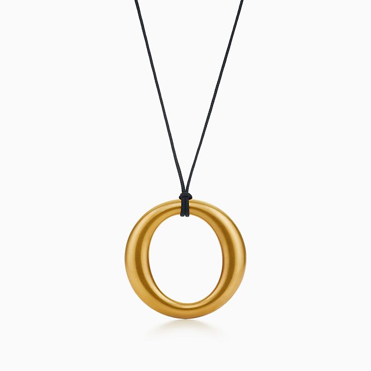 Elsa Peretti® Lacquer Necklaces & Pendants | Tiffany & Co.