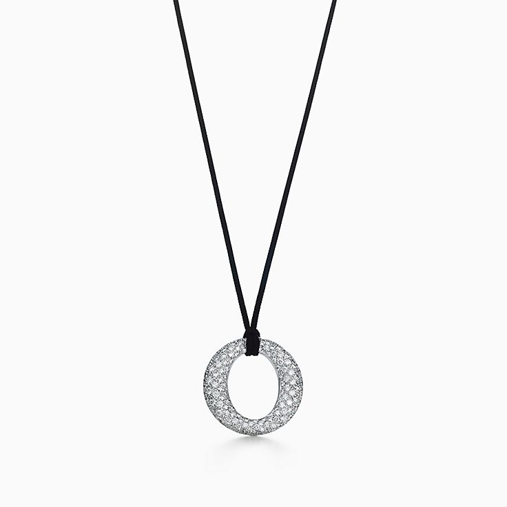 Elsa Peretti® Platinum Necklaces & Pendants | Tiffany & Co. CA