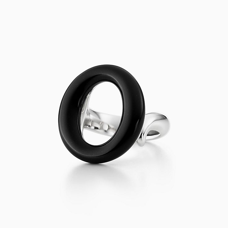Elsa Peretti™ Rings | Tiffany & Co.