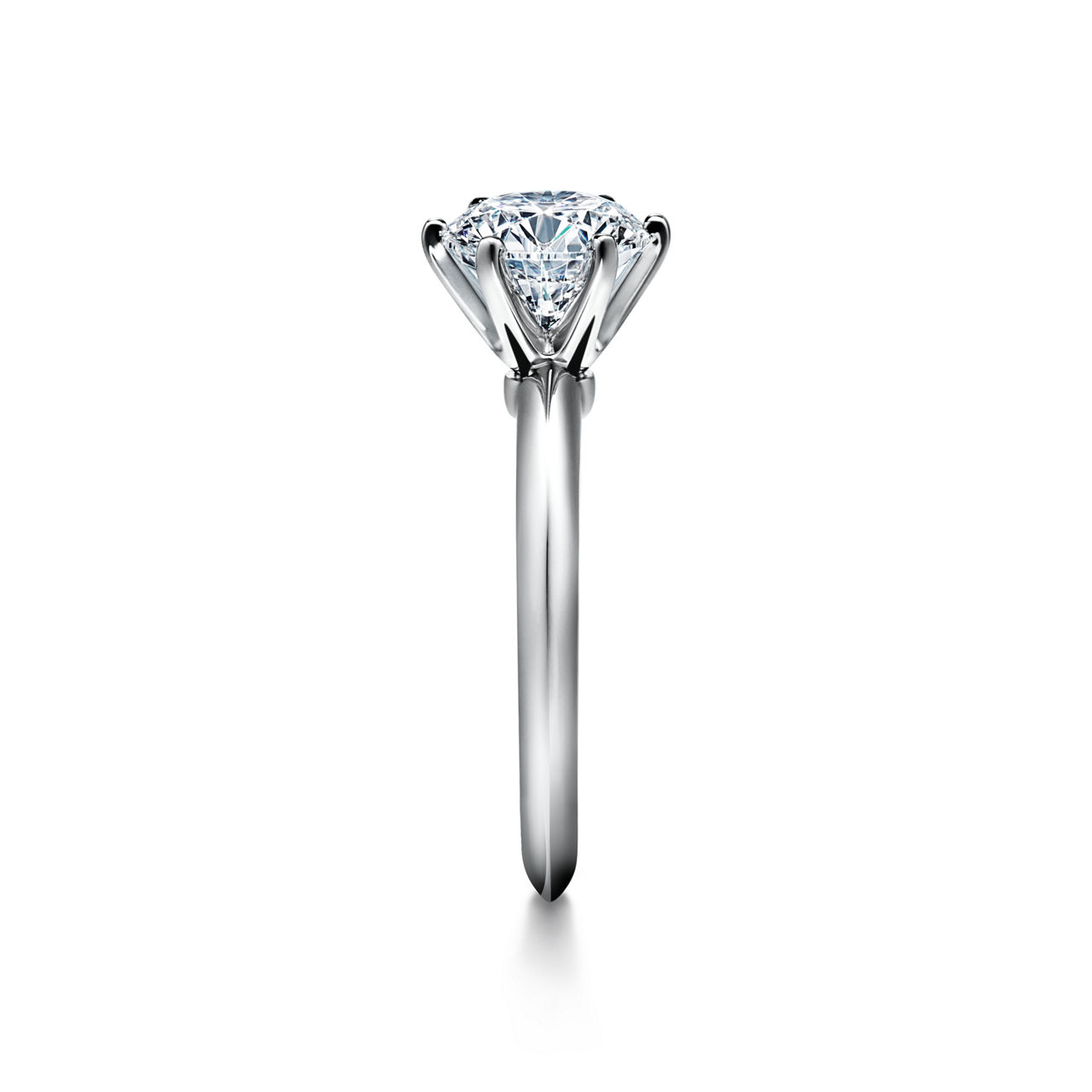 Tiffany® Setting:El anillo de compromiso en platino | Tiffany & Co. España