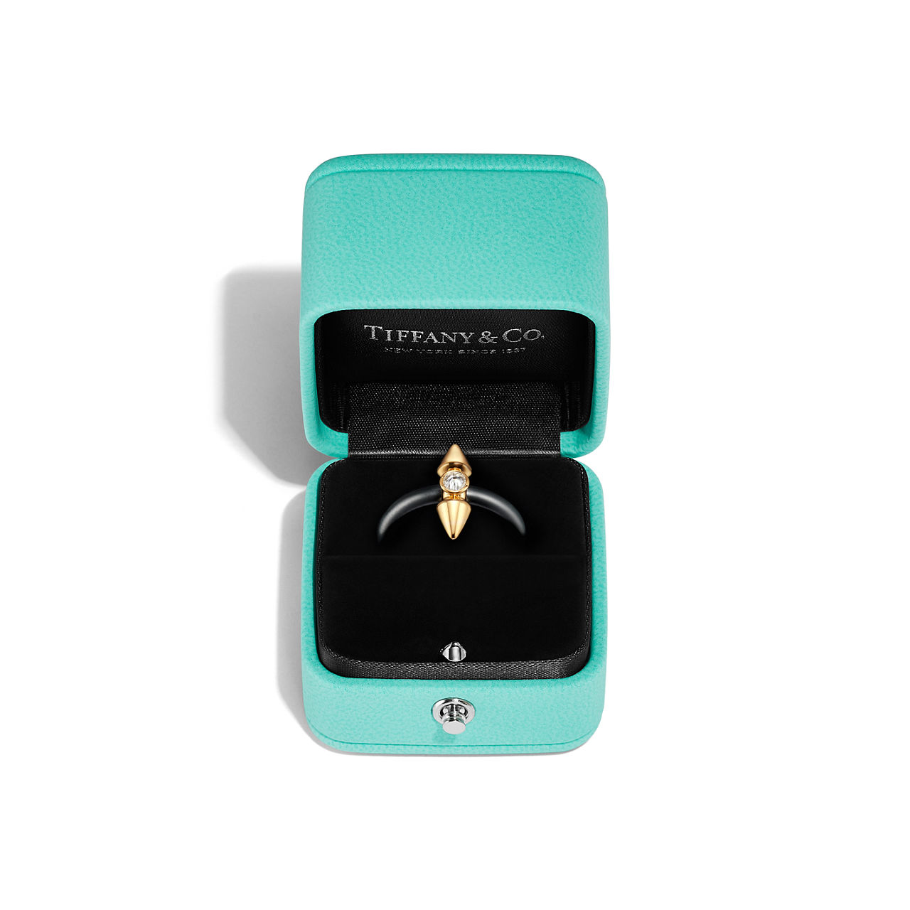 Tiffany Titan by Pharrell Williams:Ring in Titanium and Gold with a ...