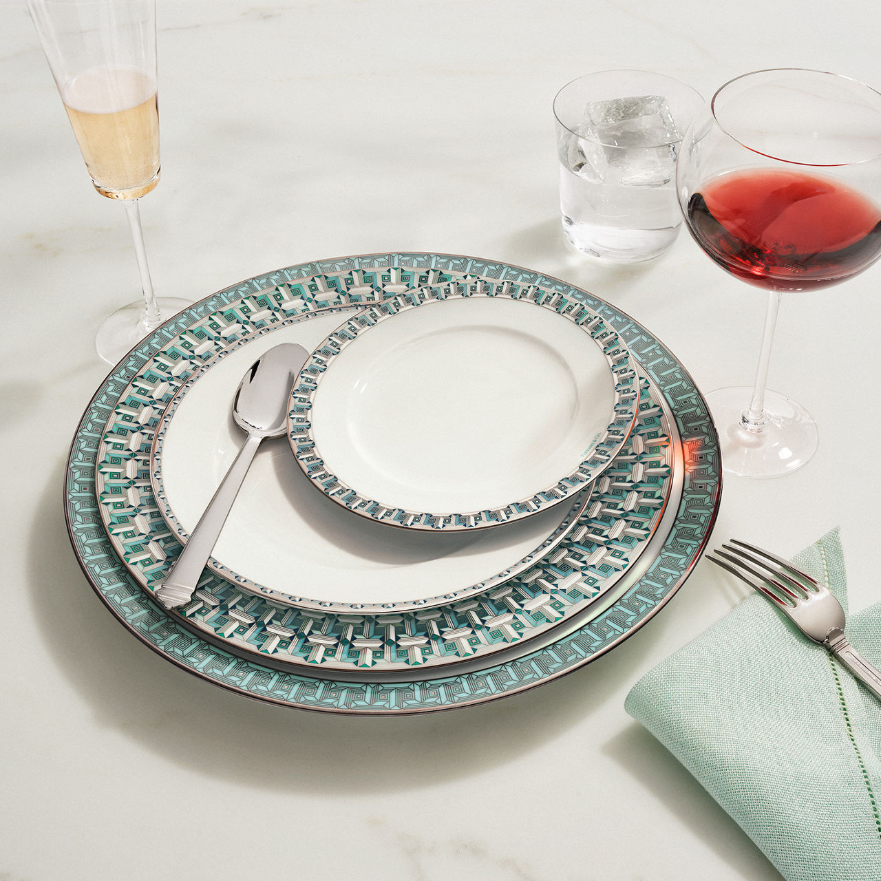 Formal Table Settings: How To Set a Formal Table | Tiffany & Co.