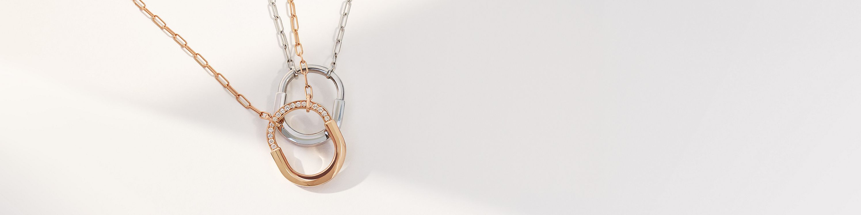 Tiffany Lock Armreife | Tiffany & Co. Tiffany Lock Armreife | Tiffany & Co.