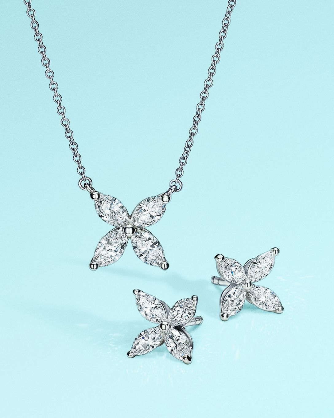 Luxury Gifts for Anniversaries & Holidays | Tiffany & Co.