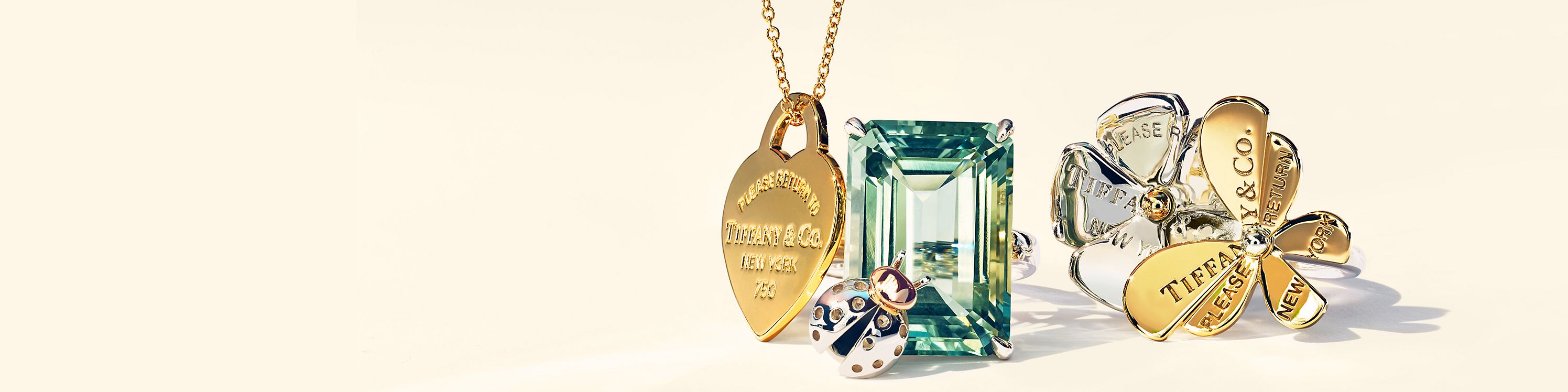 Return to Tiffany™: Herz-Schmuck und -Anhänger | Tiffany & Co. Return to Tiffany™: Herz-Schmuck und -Anhänger | Tiffany & Co.